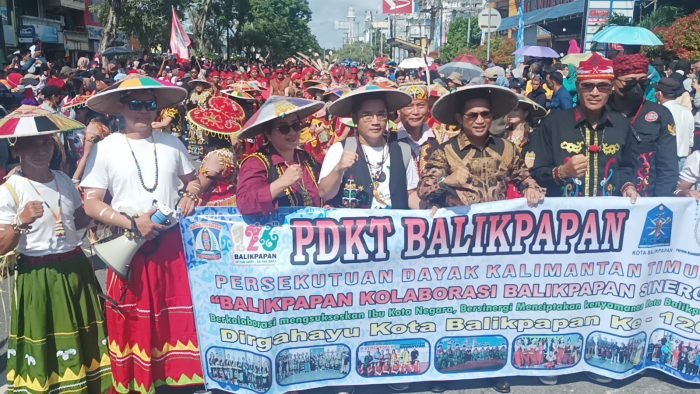 Pawai Budaya Hadirkan Keanekaragaman Suku Budaya di Kota Balikpapan ...